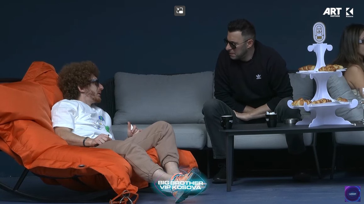 Këtë aktor të famshëm e takoi Vedati në Francë - Gazeta Express