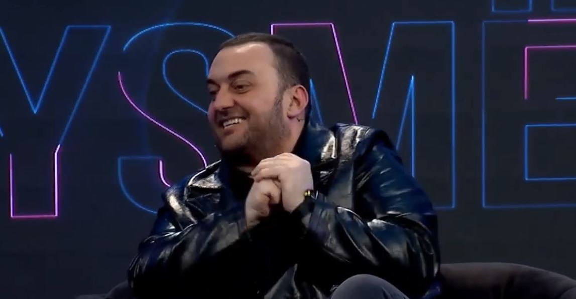 Banorët u shndërruan në rolin e njëri-tjetrit, Olti i komplimenton ...