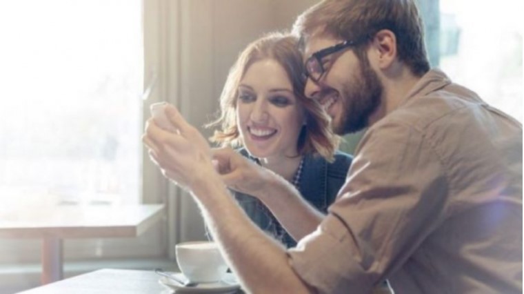 Fakte psikologjike, ja si ndikon dashuria e parë tek ju - Gazeta Express