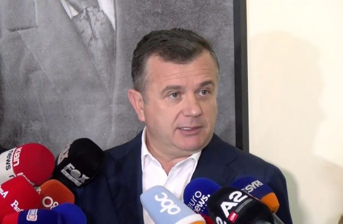 Komision hetimor për “rublat ruse”, Balla: Të hetohen financimet nga ...