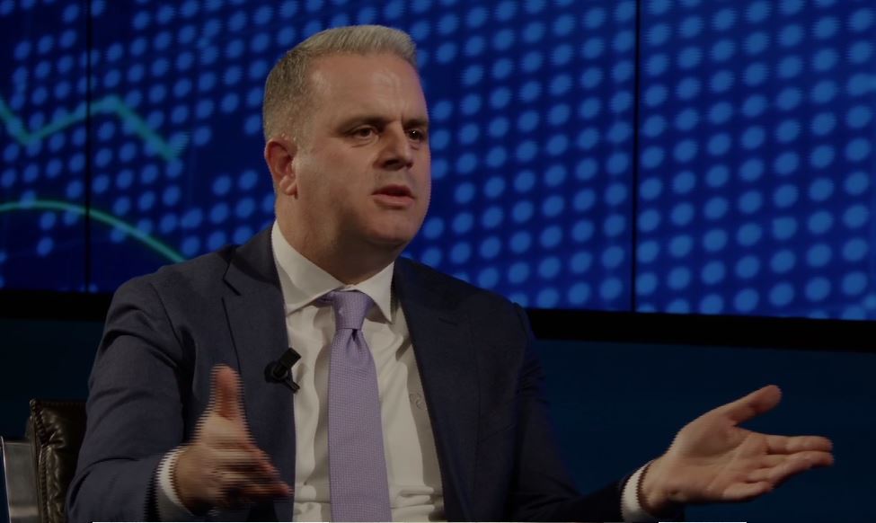 Azemi: Kurti e ka ditur se vendimi për Manastirin është i detyrueshëm ...