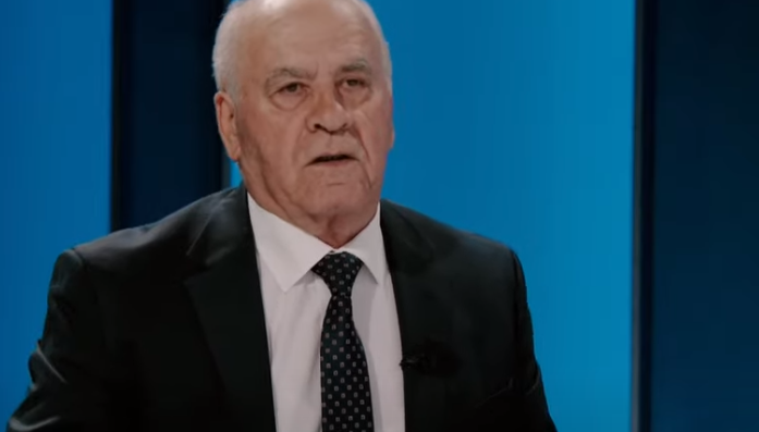 “Mos m’kallxo ti mua” / Adem Salihaj: Mua kanë tentu me m’vra, dy-tre ... “Mos m’kallxo ti mua” / Adem Salihaj: Mua kanë tentu me m’vra, dy-tre ...