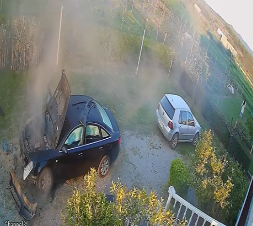 Atentati ndaj kreut të PD-së në Vaun e Dejës, dalin pamjet, momenti kur ... Atentati ndaj kreut të PD-së në Vaun e Dejës, dalin pamjet, momenti kur ...