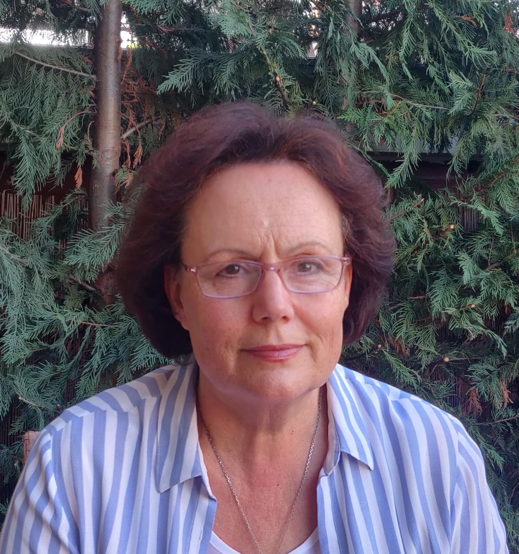 Universitetit t'ia kthejmë emrin e tij tradicional - Gazeta Express