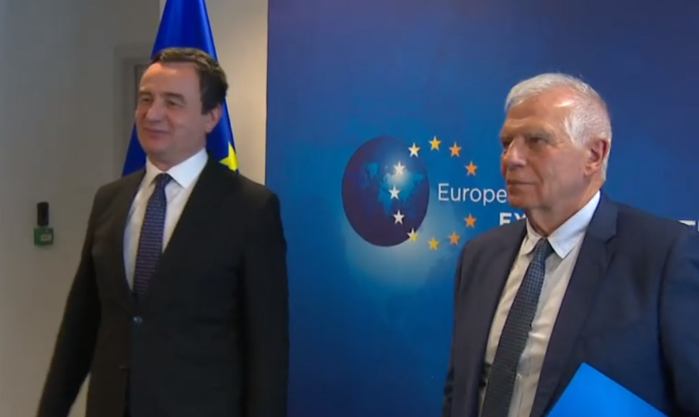 Dalin pamjet e takimit Kosovë-Serbi para miratimit të Deklaratës për ...