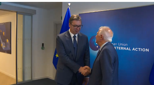 Dalin pamjet e takimit Kosovë-Serbi para miratimit të Deklaratës për ...