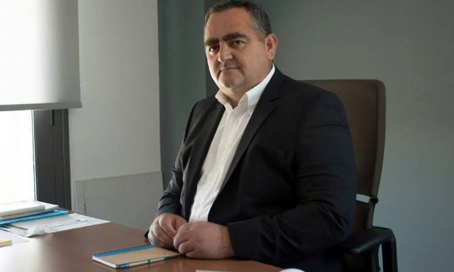 Mori mandatin në burg, beteja e Fredi Belerit për t'u ulur në karrigen ... Mori mandatin në burg, beteja e Fredi Belerit për t'u ulur në karrigen ...