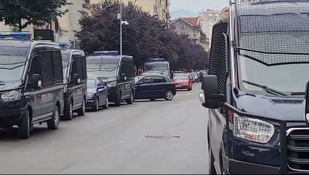 Bilanci i megaoperacionit në Elbasan: Gjenden heroinë e kokainë, Talo ...