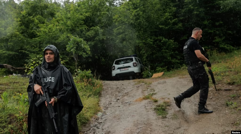 Rrëmbimi i zyrtarëve policorë nga forcat serbe, çka u tha dje në Kuvend ... Rrëmbimi i zyrtarëve policorë nga forcat serbe, çka u tha dje në Kuvend ...