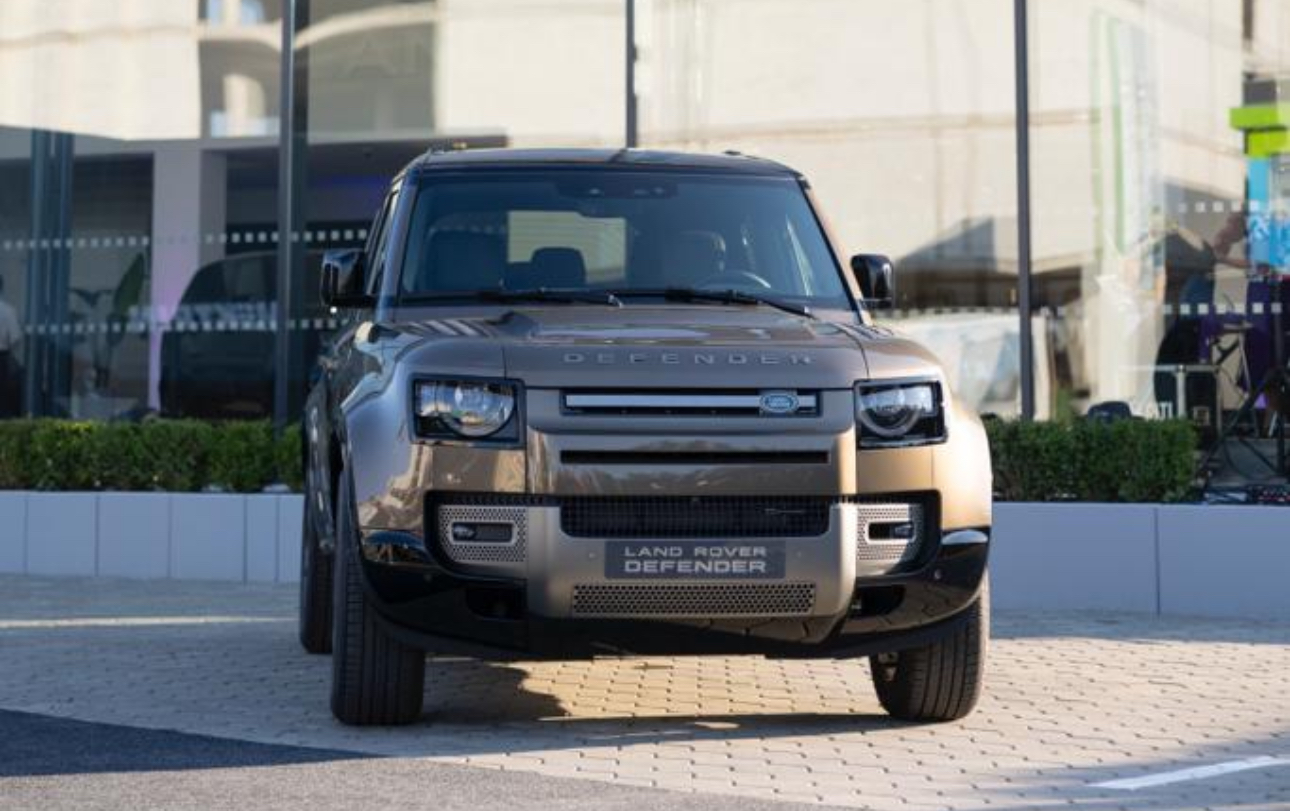 Showroom-i i Land Rover në Prishtinë, zyrtarisht nga Mektrin Motors ...