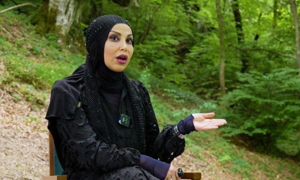 “Islami më largoi nga rruga e haramit”, Shkendije Mujaj tregon se çka ...