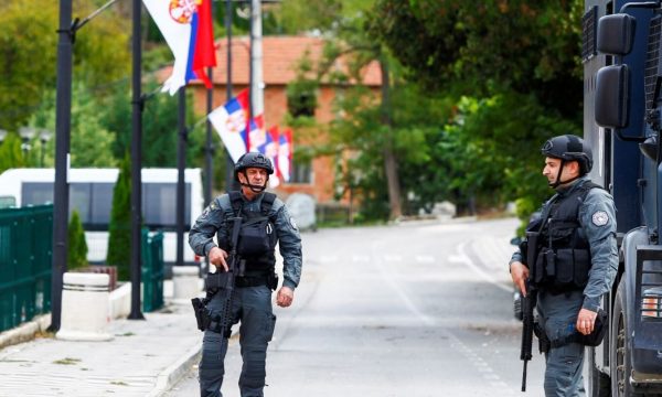 Sulmi terrorist në Banjskë solli edhe më shumë forca speciale të ... Sulmi terrorist në Banjskë solli edhe më shumë forca speciale të ...