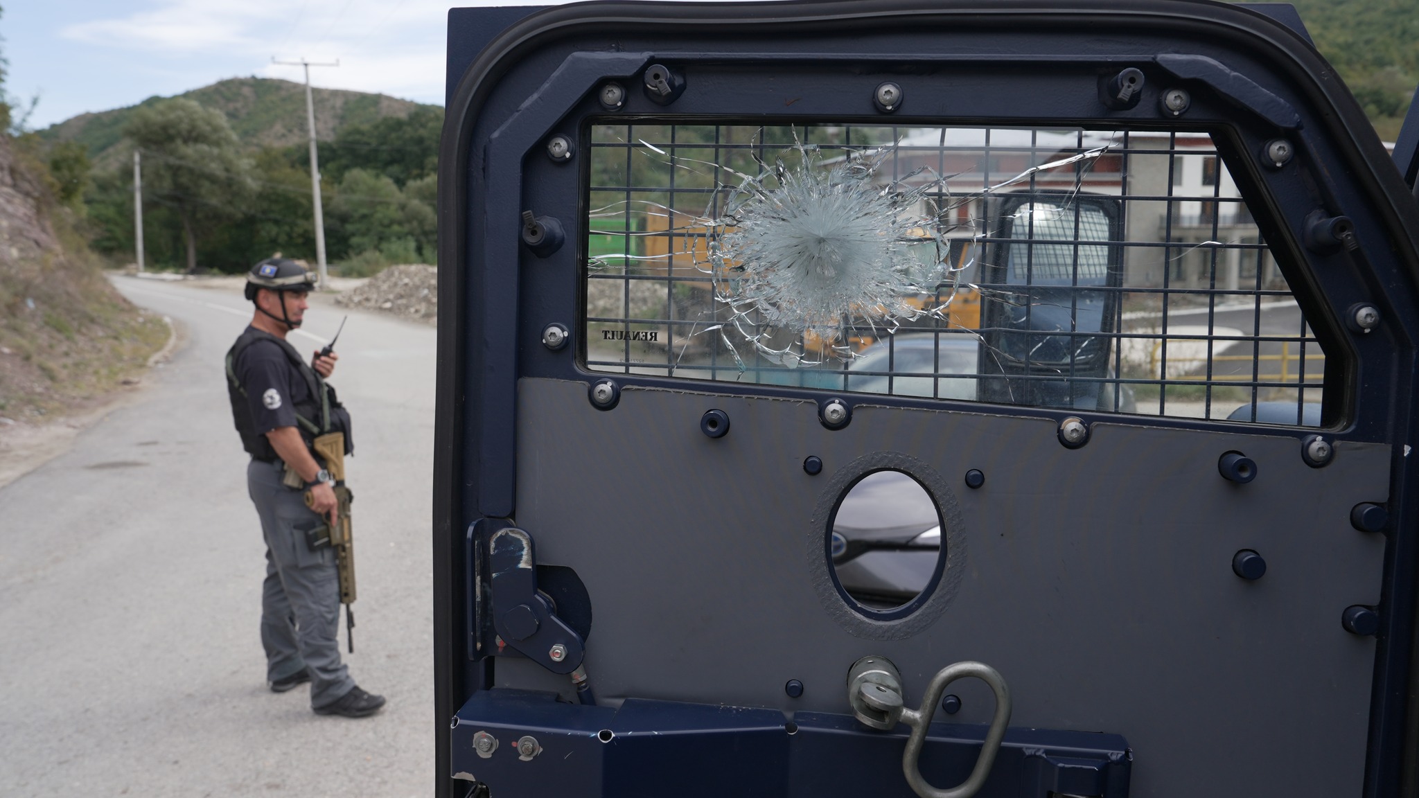 Sulmi terrorist në Banjskë, Gjykata ua vazhdon edhe për nga dy muaj ... Sulmi terrorist në Banjskë, Gjykata ua vazhdon edhe për nga dy muaj ...