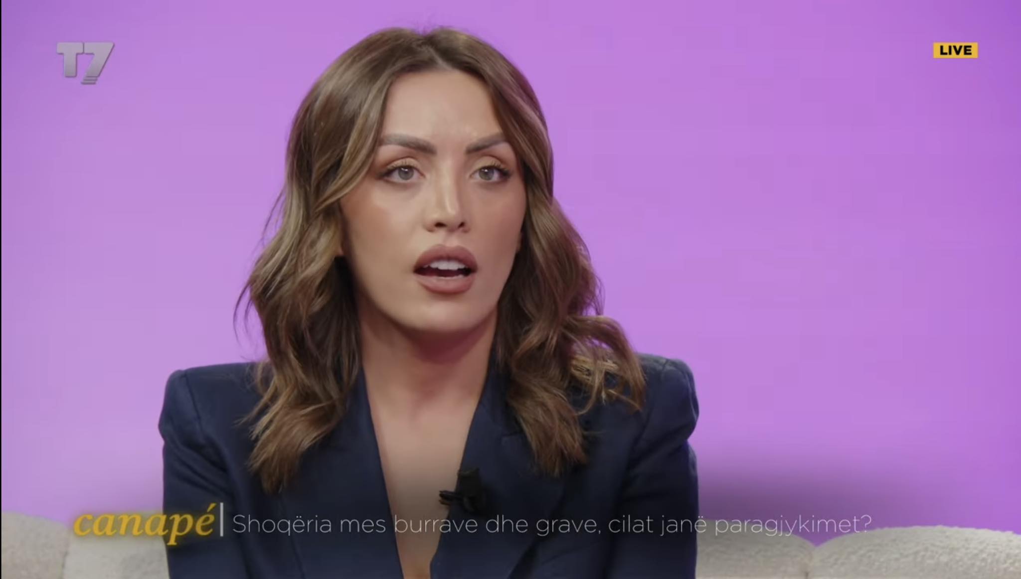 Zana Avdiu: Kur bota po i eleminon gjinitë, te ne paragjykohet shoqëria ...