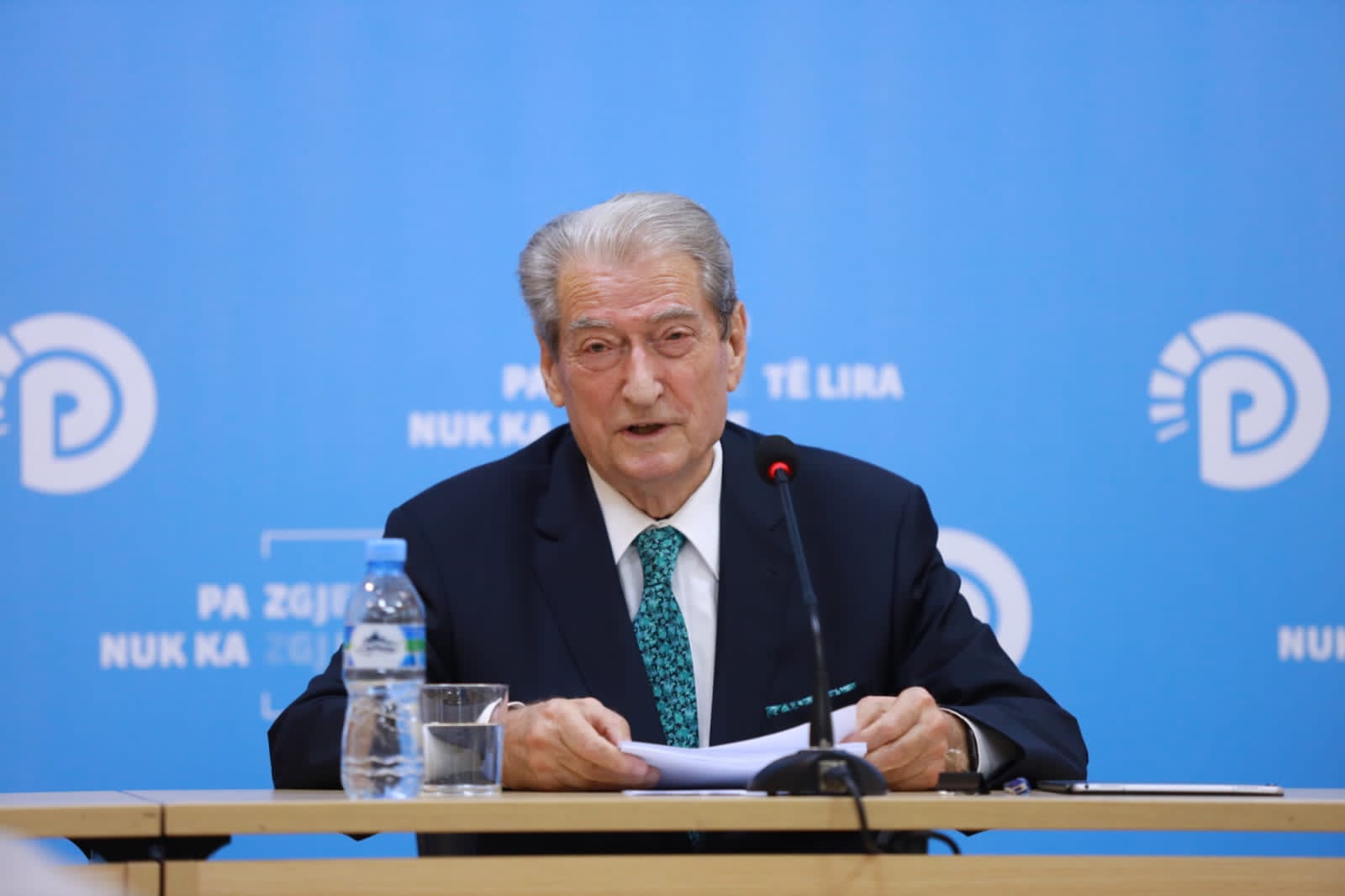 Dosja për ish-kompleksin Partizani, Berisha: Dokumenti paçavure i Ramës ... Dosja për ish-kompleksin Partizani, Berisha: Dokumenti paçavure i Ramës ...