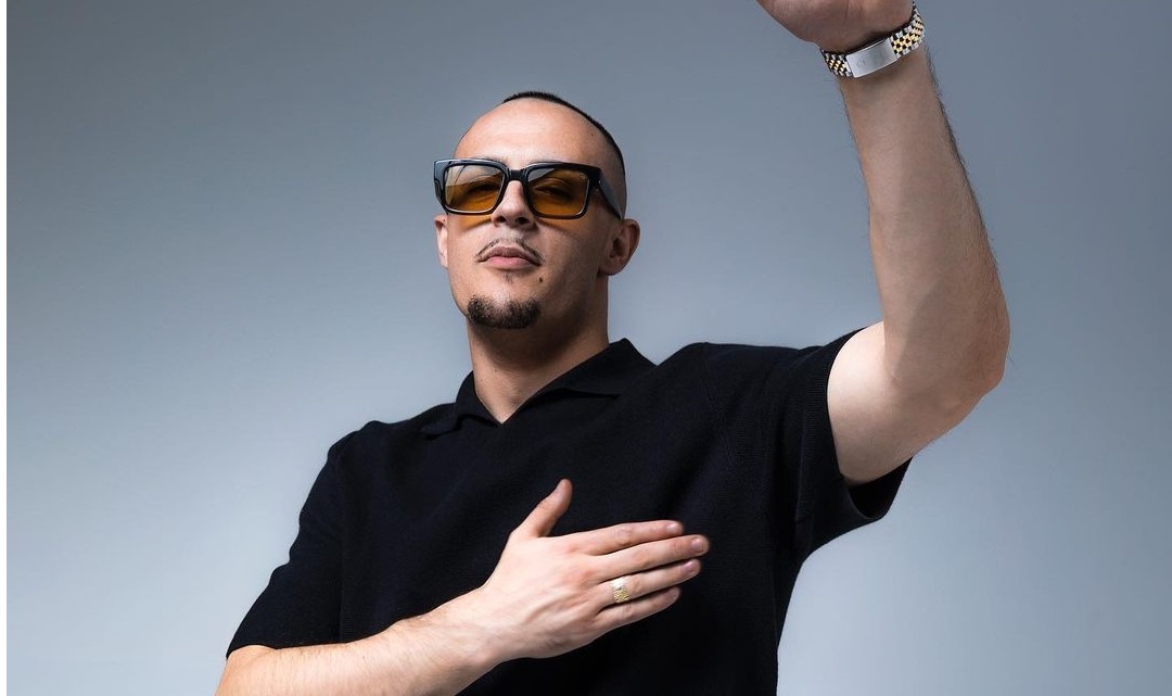 Don Xhoni në Holandë, policia ia bastis makinën - Gazeta Express