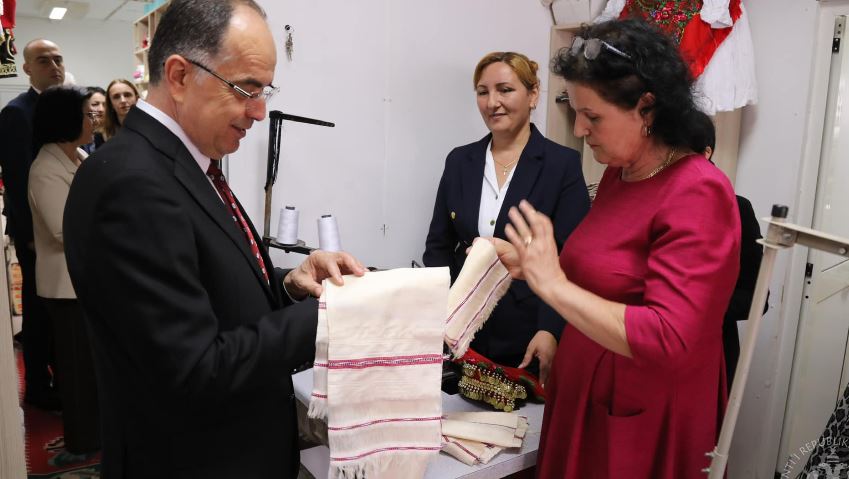 Begaj në Vaun e Dejës: Bizneset familjare po shndërrohen në sipërmarrje ... Begaj në Vaun e Dejës: Bizneset familjare po shndërrohen në sipërmarrje ...