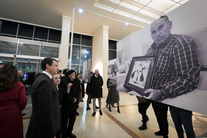 Kurti: Vrasjet e fëmijëve në Kosovë janë krimet më të tmerrshme të ... Kurti: Vrasjet e fëmijëve në Kosovë janë krimet më të tmerrshme të ...