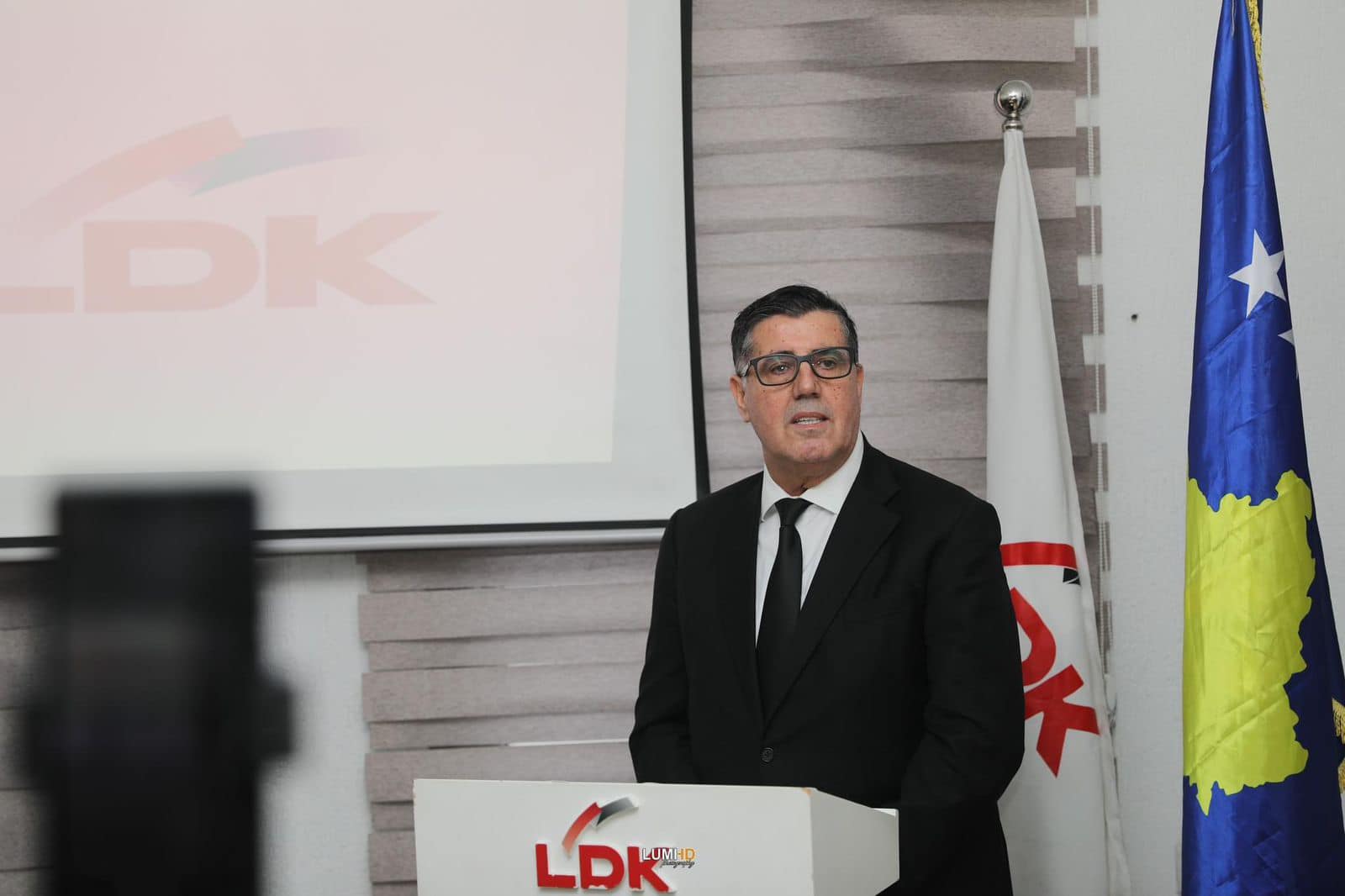 Haziri: Një pjesë e madhe e gjilanasve janë pa rrymë prej orës 09:00 ... Haziri: Një pjesë e madhe e gjilanasve janë pa rrymë prej orës 09:00 ...