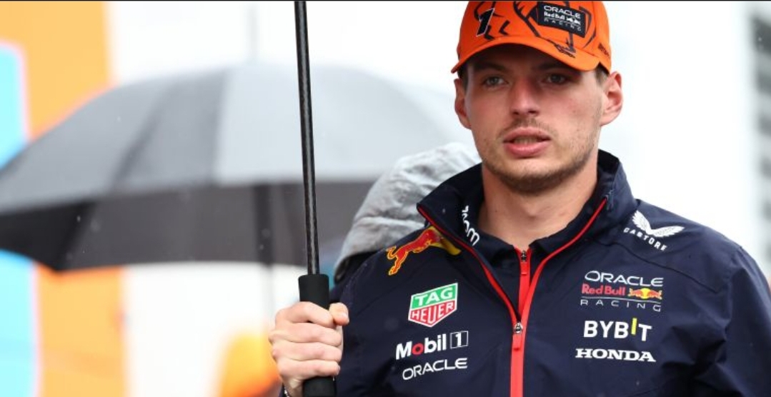 E çuditshme, Max Verstappenit nuk i lejohet të drejtojë një Mercedes GT ... E çuditshme, Max Verstappenit nuk i lejohet të drejtojë një Mercedes GT ...