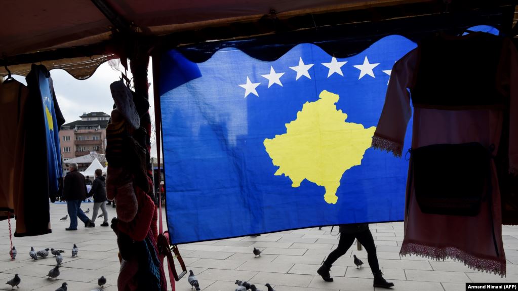 Opozita kërkon miratimin e Ligjit për Lobim, pushteti skeptik - Gazeta ... Opozita kërkon miratimin e Ligjit për Lobim, pushteti skeptik - Gazeta ...
