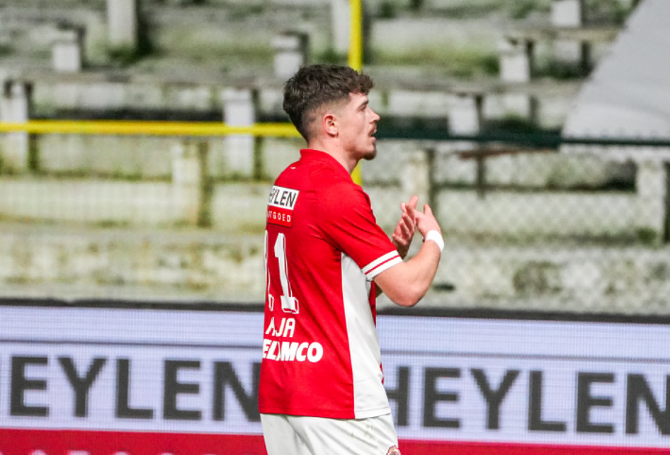 Muja shënon për Antwerpin, feston me shqiponjë - Gazeta Express