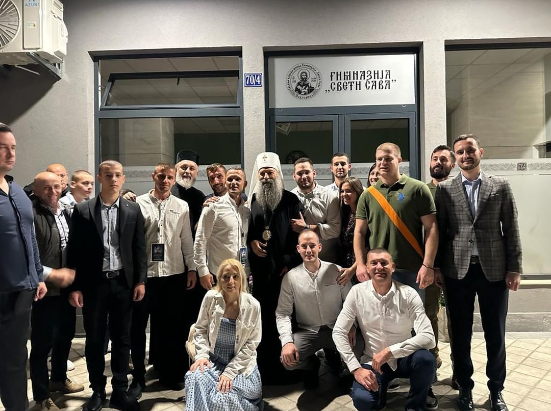 Nënoficeri i Këmbësorisë së Ushtrisë në Mal të Zi, punon edhe për ...