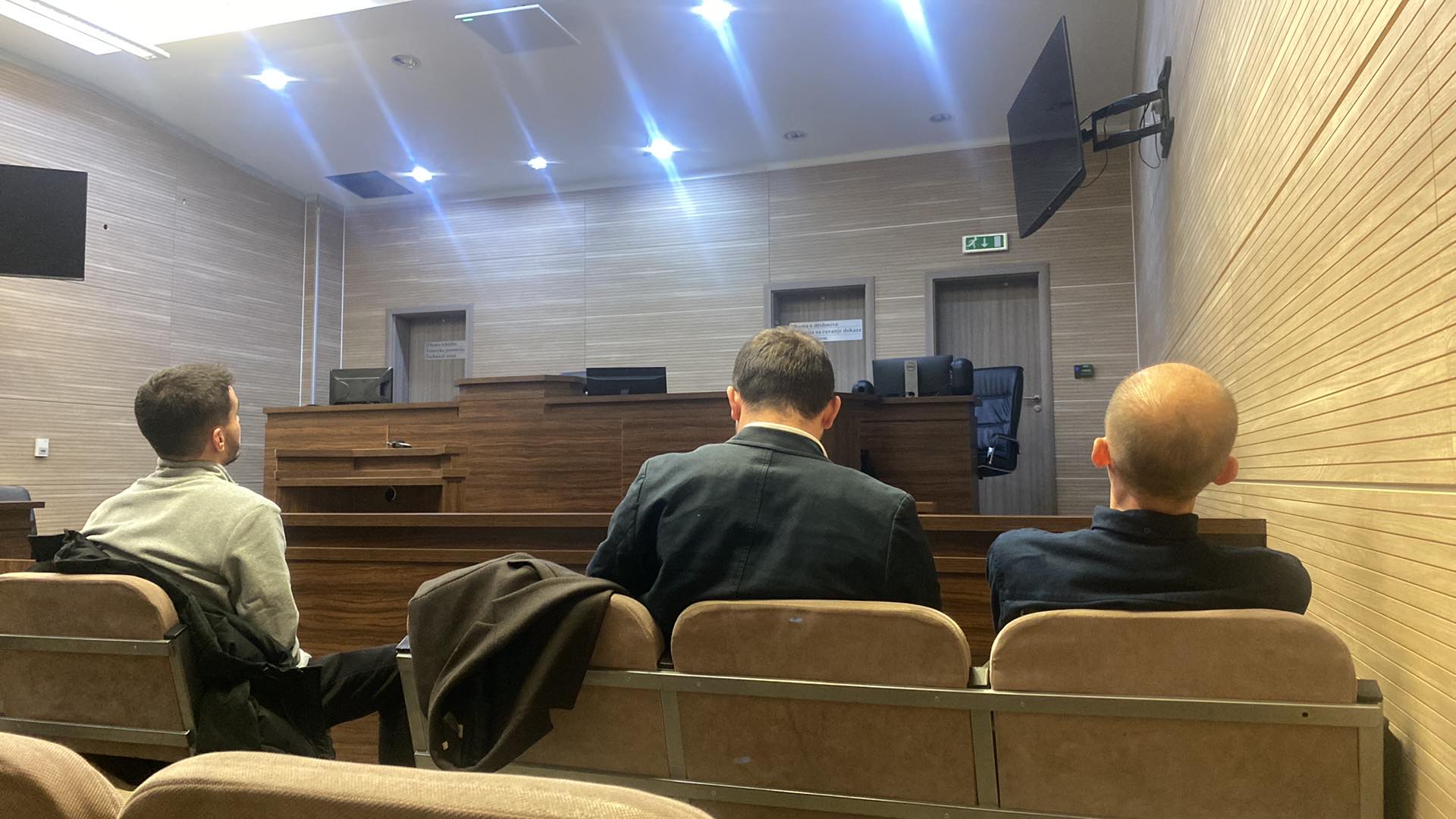 Egzon Azemi i VV-së kërkon përjashtimin e prokurores në rastin ku po ...
