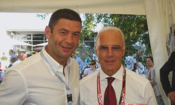 Luan Krasniqi reagon pas vdekjes së Beckenbauerit - Gazeta Express Luan Krasniqi reagon pas vdekjes së Beckenbauerit - Gazeta Express