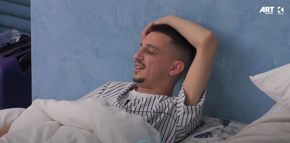 Ganiu – Yllit: 50 kilogramë ke me dalë prej këtu - Gazeta Express