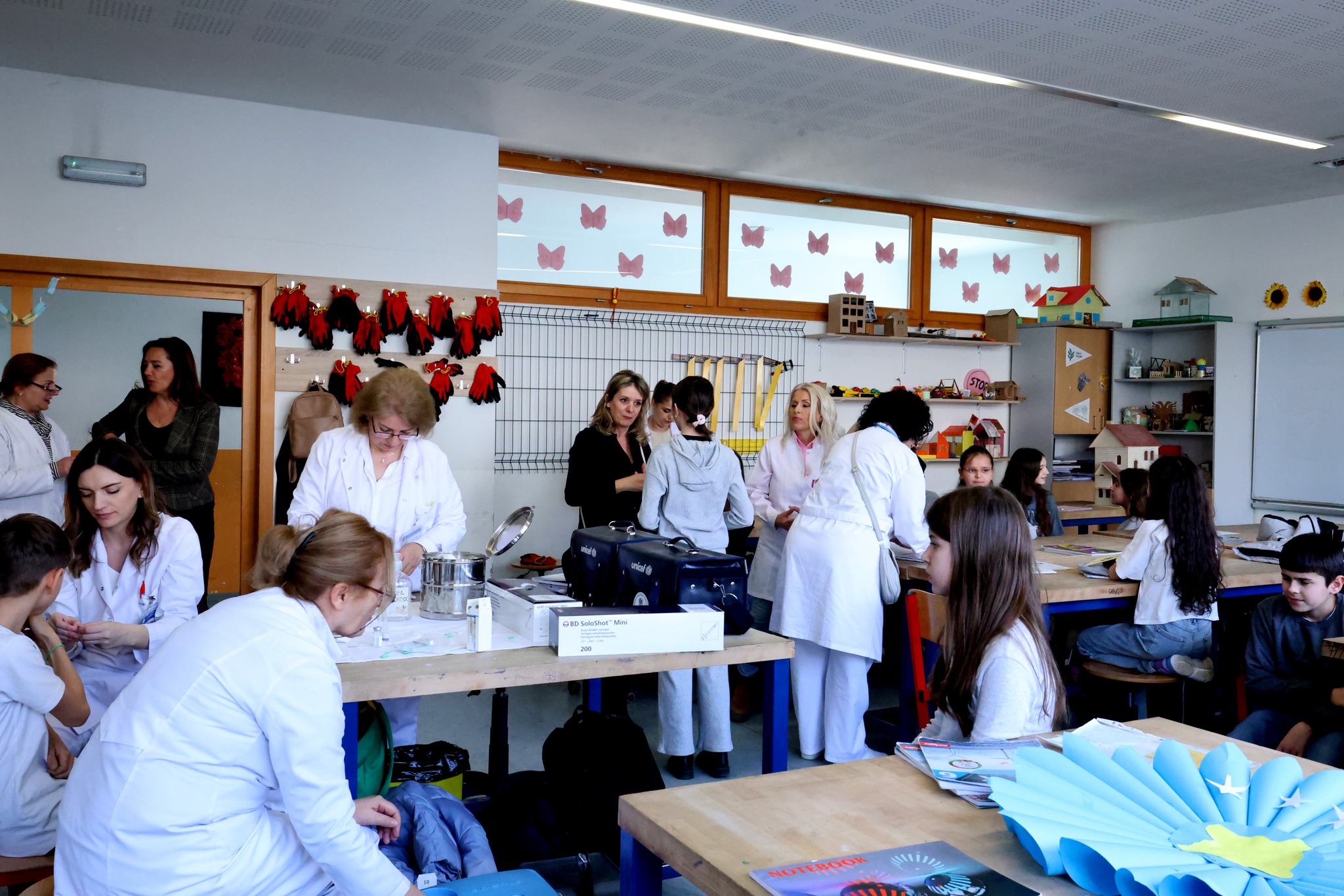 Vaksina kundër kancerit të qafës së mitrës, IKSHPK tregon arsyet pse ...