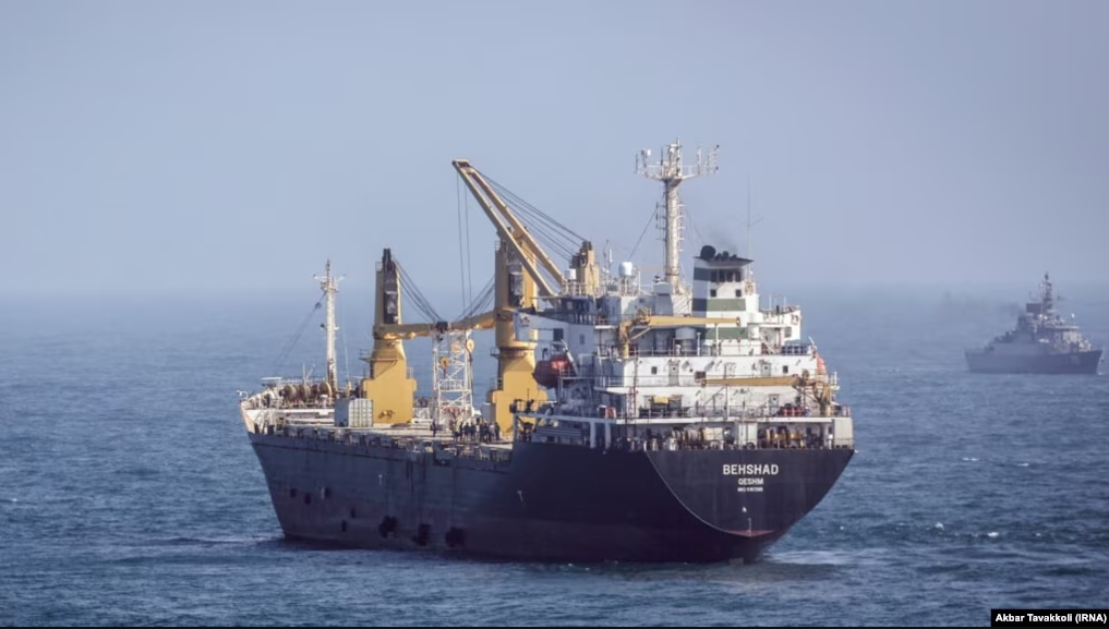 Huthët sulmojnë një anije që ishte nisur drejt Iranit - Gazeta Express