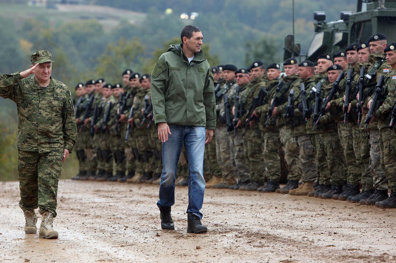 Ish-ministri kroat i Mbrojtjes: Serbinë e kemi mposhtur në luftë, as ... Ish-ministri kroat i Mbrojtjes: Serbinë e kemi mposhtur në luftë, as ...