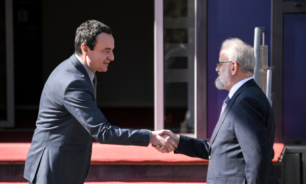 Xhaferi: Kurti po përzihet në politikën e Maqedonisë, s'është mirë as ... Xhaferi: Kurti po përzihet në politikën e Maqedonisë, s'është mirë as ...