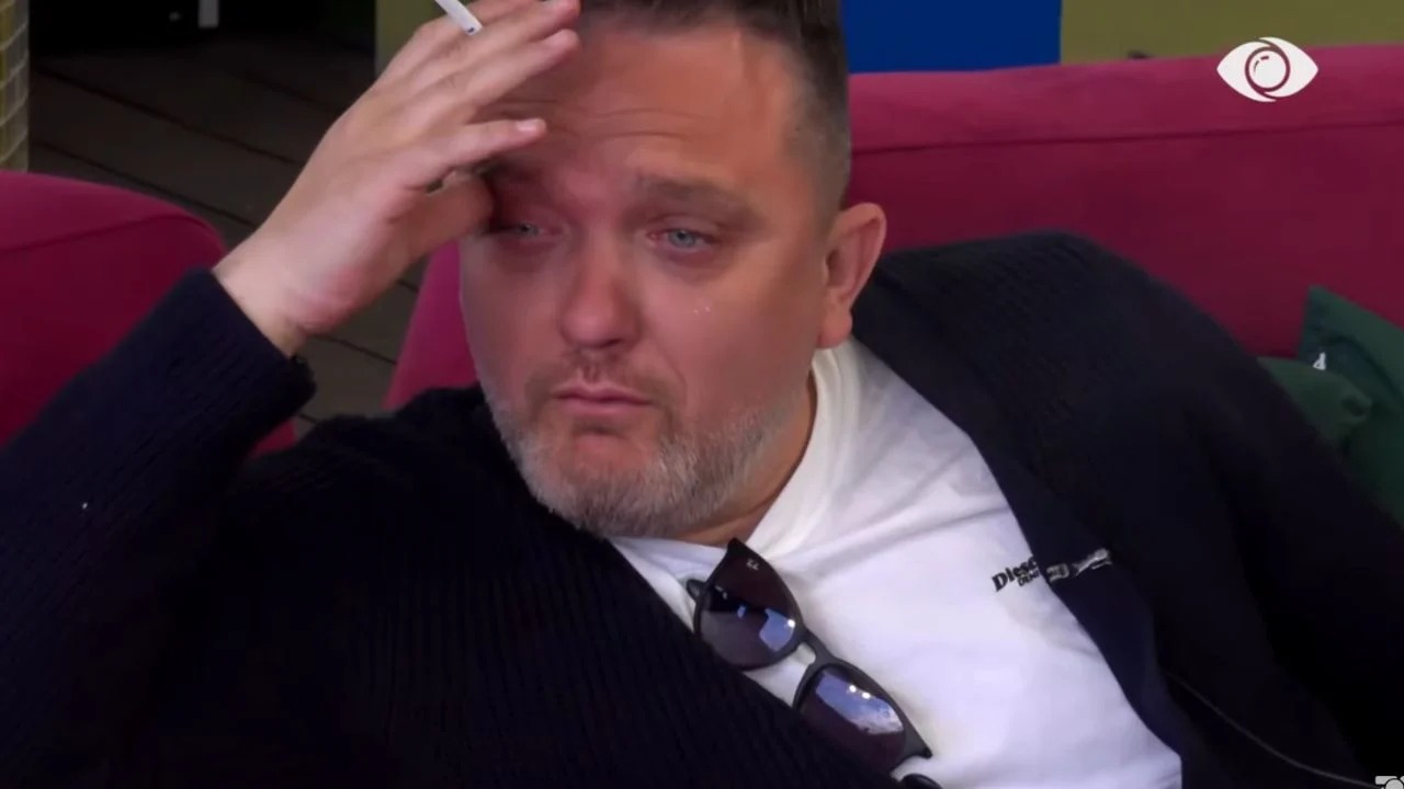 Përlotet Jul Deda - Gazeta Express