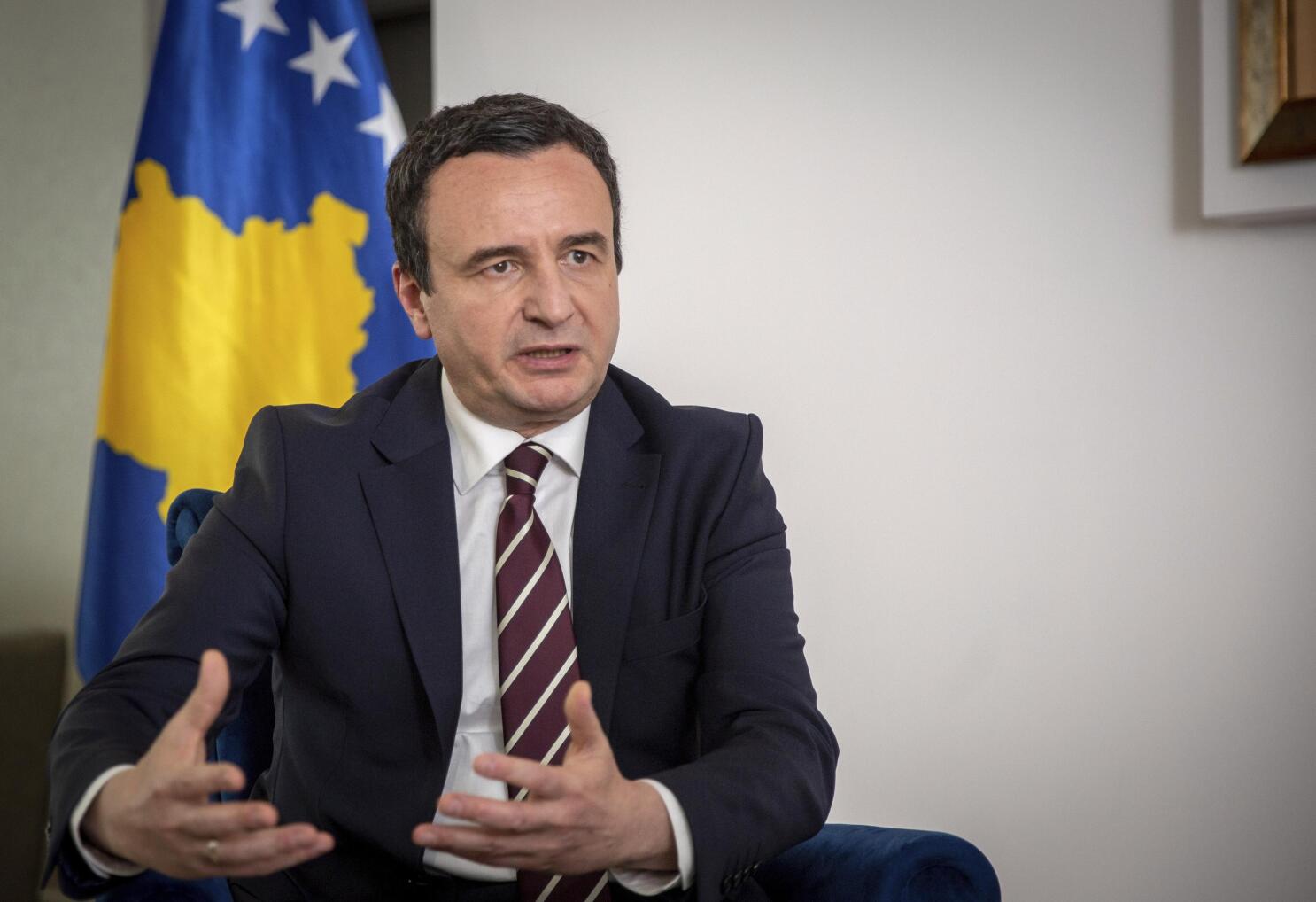 Kurti s'e komenton deklaratën e djeshme të Osmanit për dinarin: Duhet ... Kurti s'e komenton deklaratën e djeshme të Osmanit për dinarin: Duhet ...