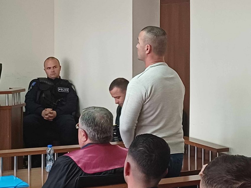 Vrasja me eksploziv në Gjakovë, sot jepet vendimi nga Gjykata - Gazeta ... Vrasja me eksploziv në Gjakovë, sot jepet vendimi nga Gjykata - Gazeta ...