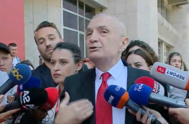 Do të përjashtojë Kryemadhin nga partia? Meta: Askush s’e ka marrë peng ...