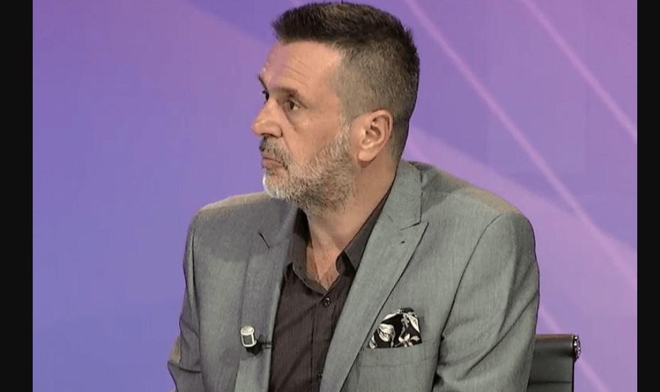 Gazetari Astrit Gashi i jep fund beqarisë - Gazeta Express