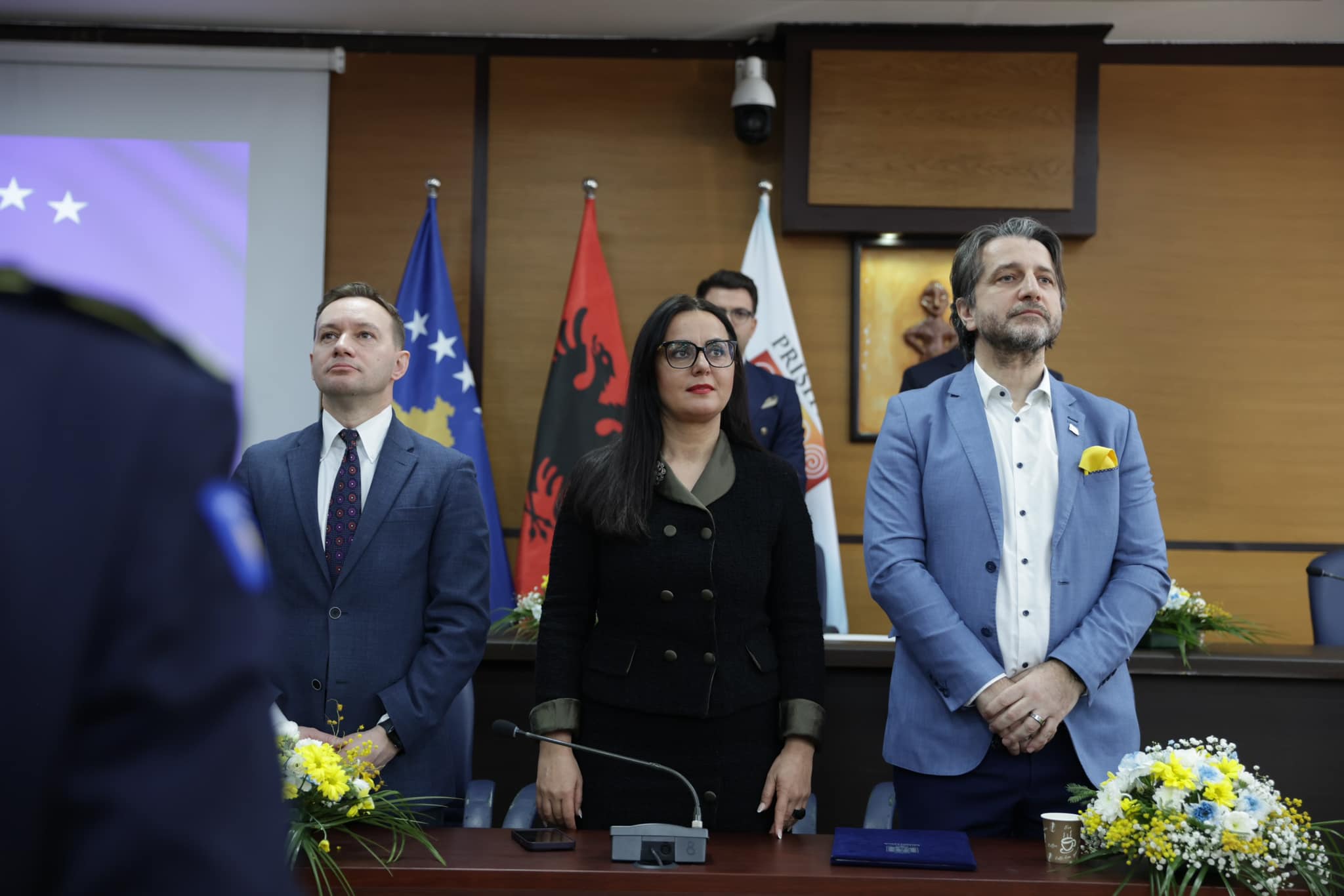 Mësim tërëditor në disa shkolla në Prishtinë nga shtatori, Drejtoresha ...