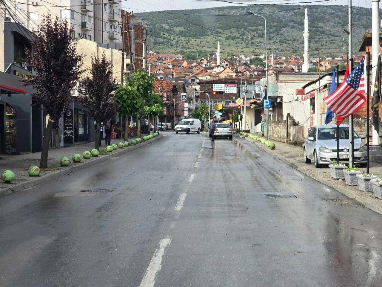 Komuna e Rahovecit: Ujërat e mbledhur në disa segmente rrugore, janë ...