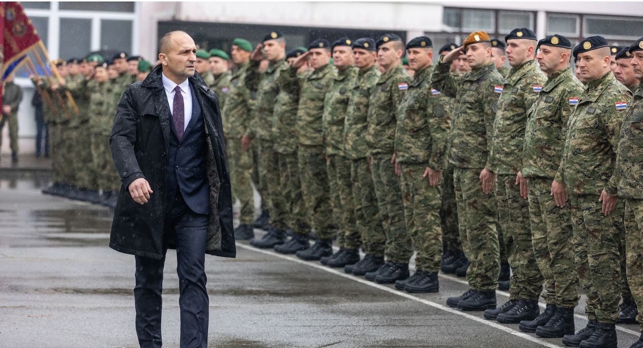 Ministri kroat i mbrojtjes: Situata në Kosovë nuk është ajo që do të ... Ministri kroat i mbrojtjes: Situata në Kosovë nuk është ajo që do të ...