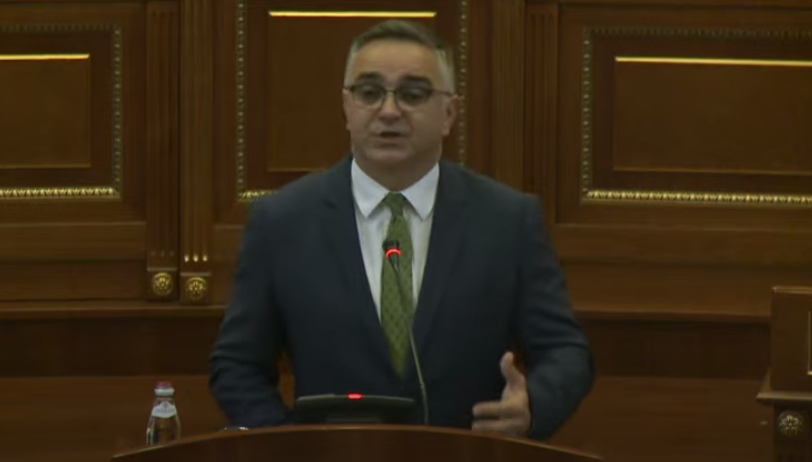 Tahiri i drejtohet me pyetje Kurtit: A ke ndonjë projekt që e keni ...