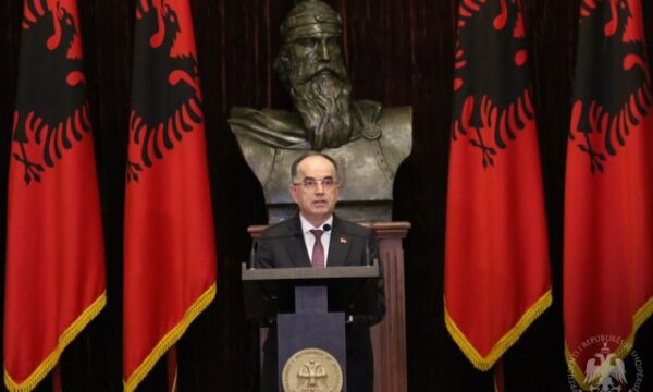 EMRAT/ Begaj dekreton lirimin nga detyra të ambasadores shqiptare në ...