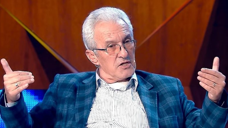 Vdes poeti i njohur Agim Doçi - Gazeta Express