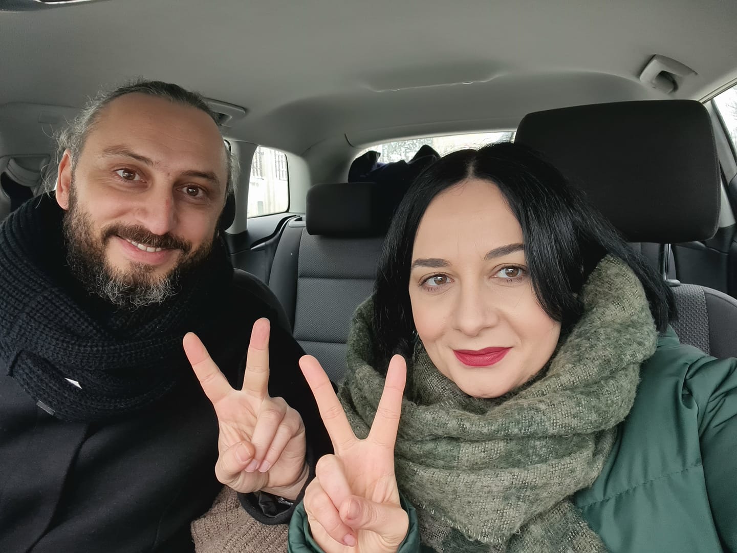 Reporteri: Burri i Fitore Pacollit avancohet në pozitë në KEK - Gazeta ...