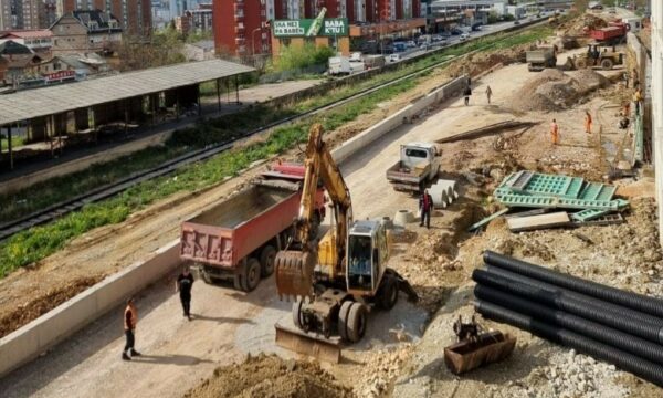 Zogaj paralajmëron se sivjet hapet për qarkullim një rrugë në kryeqytet ... Zogaj paralajmëron se sivjet hapet për qarkullim një rrugë në kryeqytet ...