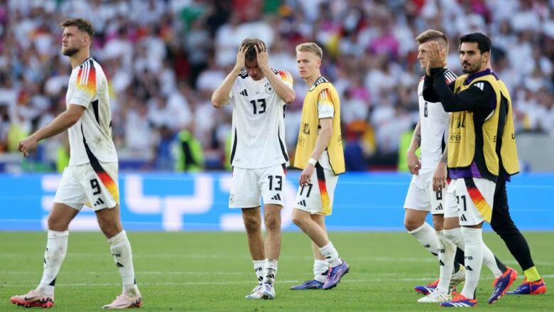 Pas Kroosit, një tjetër legjendë i ka dhënë lamtumirën kombëtares ...