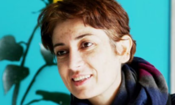 Irani dënon me vdekje një aktiviste - Gazeta Express Irani dënon me vdekje një aktiviste - Gazeta Express