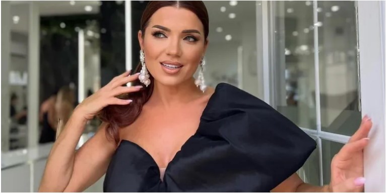 Edona poston një foto të prindërve, sa shumë i ka ngjarë nënës - Gazeta ...